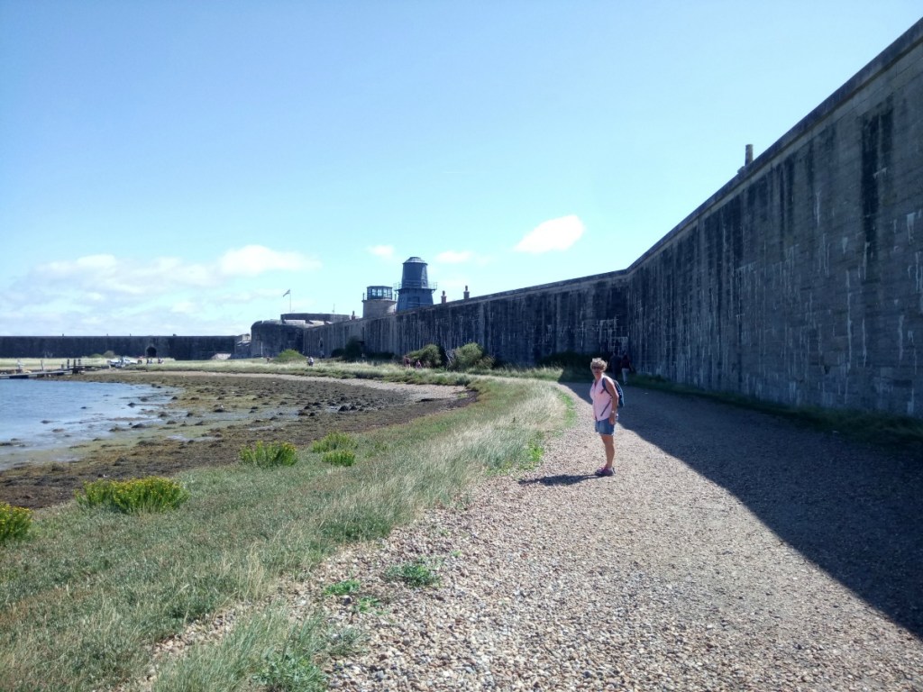 Hurst Castle and the Keyhaven Ferry – JWalking